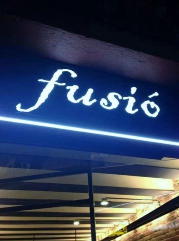 Rótulos retroiluminados con leds